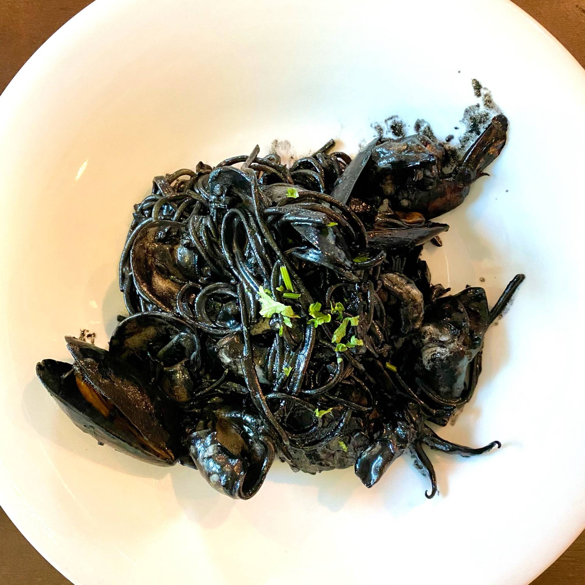 รีวิวที่แนะนำ BLACK INK SPAGHETTI