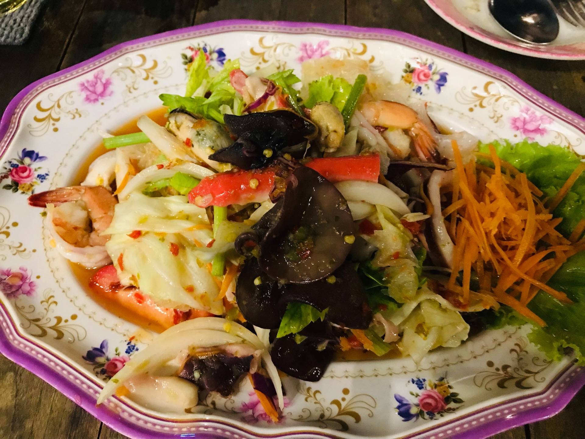 รีวิวที่แนะนำ ยำทะเล