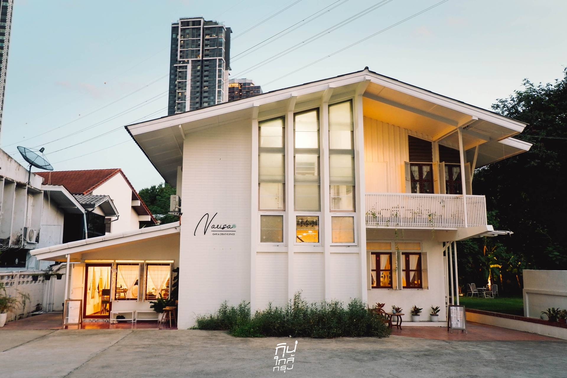 Narisa Cafe & Creative Space