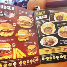 เมนูของร้านอาหาร Eat Am Are เซ็นเตอร์วัน