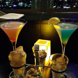ร้าน Three Sixty Lounge Millennium Hilton Bangkok Hotel | รีวิว ...