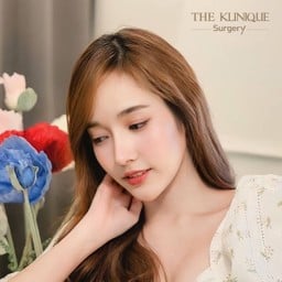 ร้าน THE KLINIQUE ศูนย์ศัลยกรรมครบวงจร สยามแสควร์