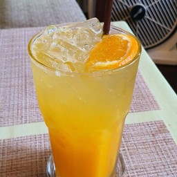 รีวิว Wawa House - 🏫มาที่นี่ครบทั้งร้านอาหาร คาเฟ่ พร้อมมุมถ่ายรูป ...