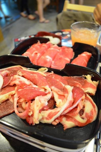 รีวิว Grillzilla BBQ Buffet - Grillzilla : เนื้อย่างสไตร์เกาหลี เจ้า ...