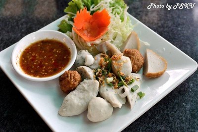 ร้าน เจียงลูกชิ้นปลา (Jiang Fish Ball) เดอะเซอร์เคิล ราชพฤกษ์ - รีวิว ...