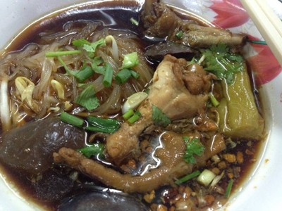 รีวิว ก๋วยเตี๋ยวไก่เจ๊แดง เซ็นทรัลลาดพร้าว - บะหมี่ไก่ข้างเซนทรัล ร้อน ...