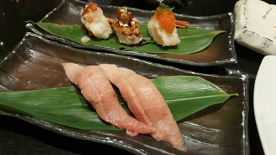 รีวิว Sen-ryo Sushi ทองหล่อ - แซลมอนชิ้นใหญ่หม๊าววว