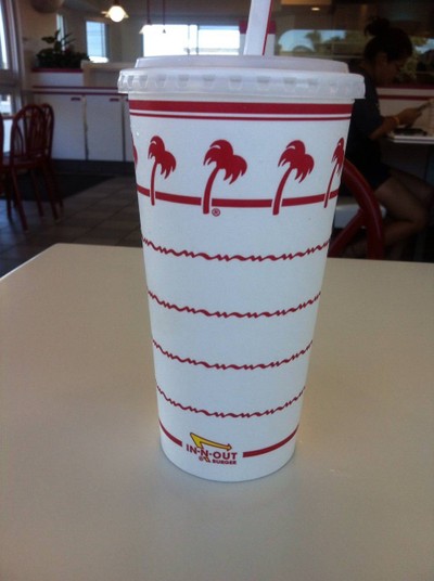 รูป IN-N-OUT Burger - Wongnai