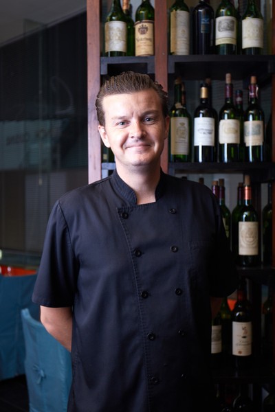 ดื่มด่ำอาหารฝรั่งเศสกับบรรยากาศสุดโรแมนติกใจกลางเมือง “C’est bon”