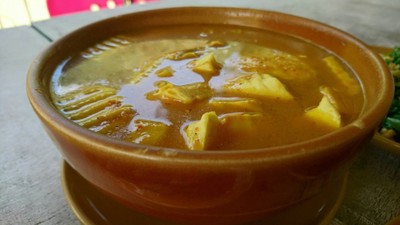 แกงเหลืองปลากะพงยอดมะพร้าว ร้าน ครัวหน้าเขา บ้านหน้าเขารีสอร์ท