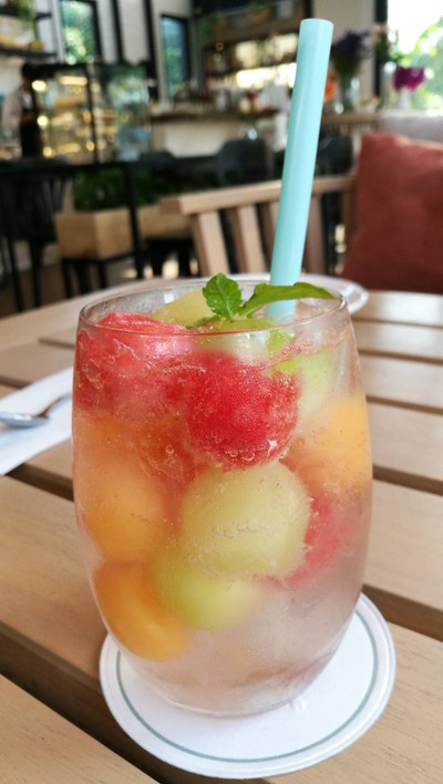 รีวิว Cold Spring Café โชคชัย 4 ซอย 72 - หวานคูณสอง กับของหวาน และ ...