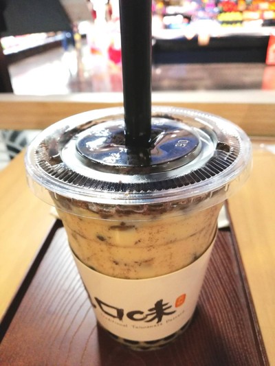 รีวิว QQ Dessert เซ็นทรัลพลาซา ลาดพร้าว - QQ Garden Milk Teaอร่อยดีจัง