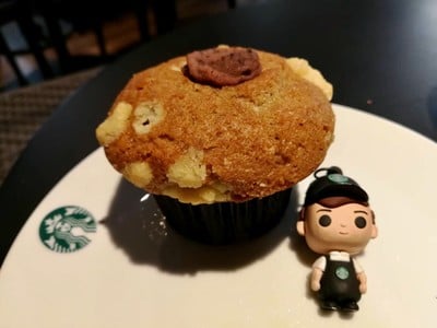 รีวิว Starbucks MRT Sukhumvit (Exit3) - หมีน้อยสตาร์พาทัวร์รถไฟฟ้า ...