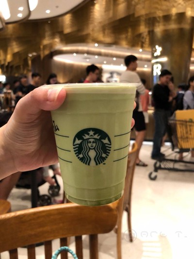 รีวิว Starbucks centralwOrld - Nitro Green Tea Latte