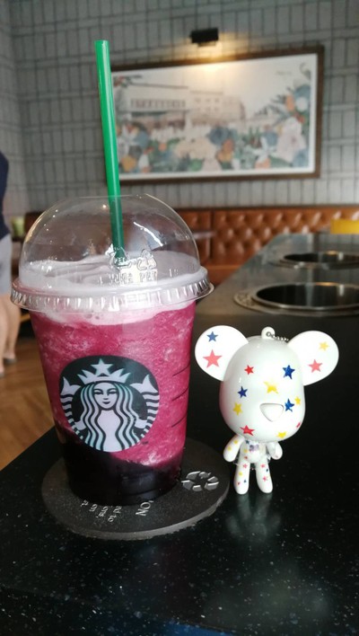 รีวิว Starbucks เซ็นทรัลพลาซา นครราชสีมา - หมีน้อยสตาร์ชิม Ruby Red ...