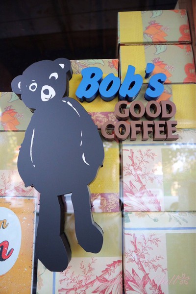 รูป A Pink Rabbit Bob ท่าเตียน ท่าเตียน