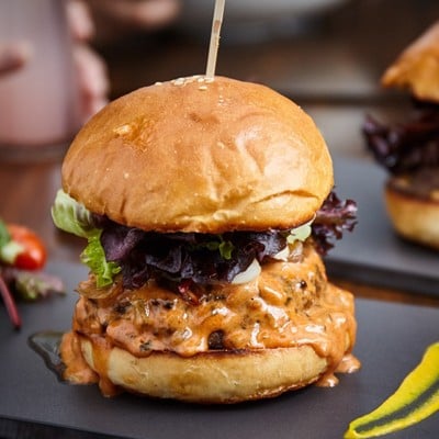 รีวิว 49ers Burger สาขา ดินแดง - เบอร์เกอร์49฿ อิ่มอร่อย คุ้มราคา