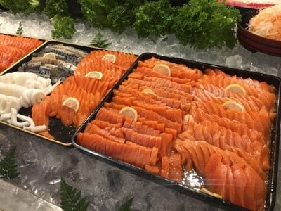 รูป Tawan Restaurant Outlet in Duangtawan Hotel Chiang Mai