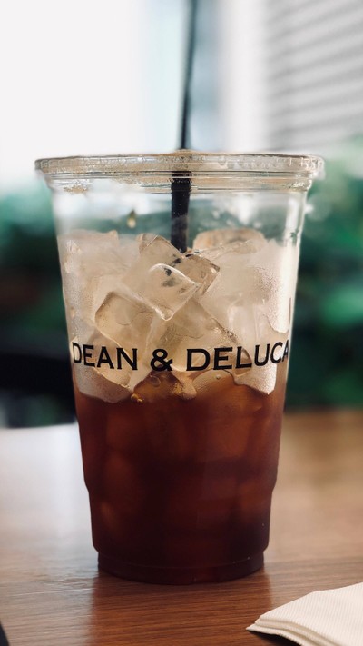 Americano ร้าน DEAN & DELUCA เอฟวายไอเซ็นเตอร์ - Wongnai