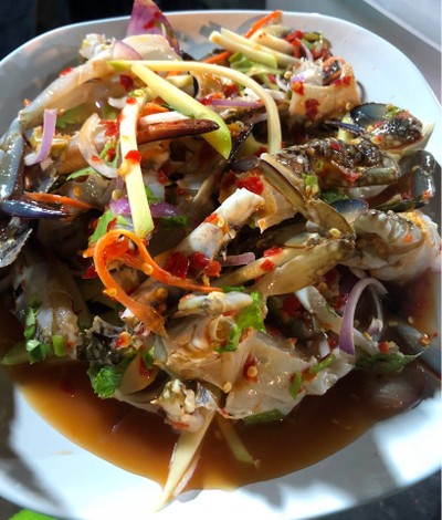 รูป บัลลังก์ปูม้า ตลาดรถไฟศรีนครินทร์ - Wongnai