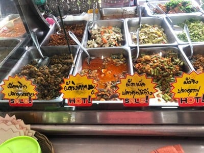 รูป ร้านอาหารนัดพบ ถนนพิบูลสงคราม