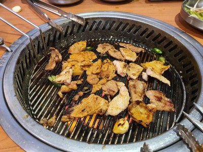 รีวิว Kwang Han Roo - อยากกินหมูย่างเกาหลีและเครื่องเคียงแบบจัดเต็มต้อง ...