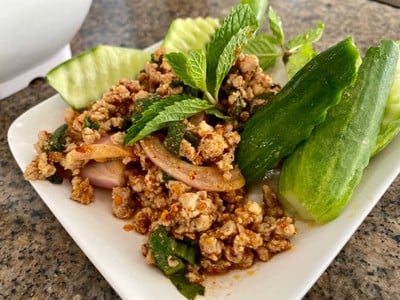 รูป ร้านอาหารนัดพบ ถนนพิบูลสงคราม