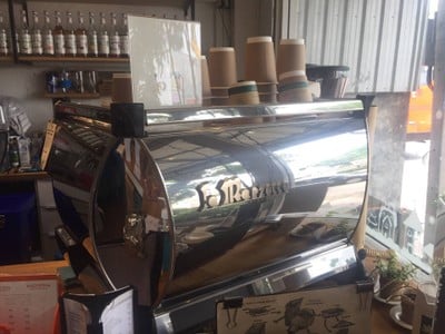 รูป Rosetta Coffee เจริญกรุง