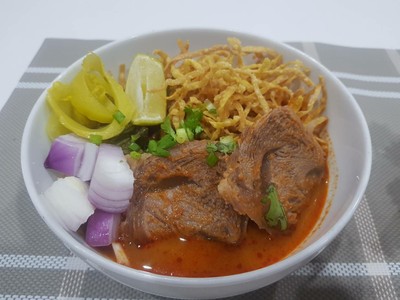 รีวิว Toh Kin Kao - ข้าวซอยเนื้อน่องลายจัดว่าเด็ด จ้าวเหนียวเปียกลำไย ...