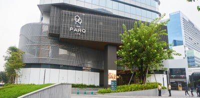 “The ParQ” มิกซ์ยูสแห่งใหม่ใจกลางพระราม 4 รวมร้านอาหารเพียบ!