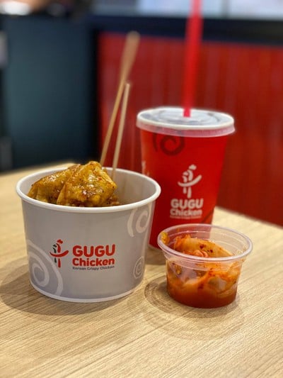 [รีวิว] ร้าน GuGu Chicken Korean Crispy Chicken สามย่านมิตรทาวน์ | เมนูแนะนำ รูปภาพ ราคา - Wongnai