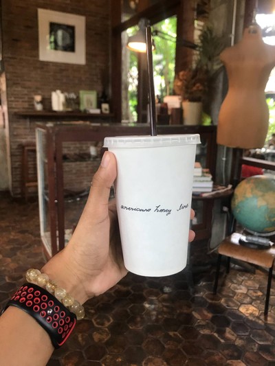 รีวิว 382 SPACE COFFEE & BAKERY - ร้านกาแฟบรรยากาศดีมากๆ ร่มรื่น เหมาะ ...