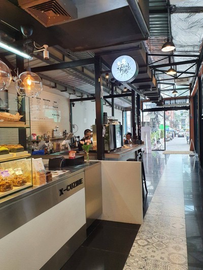 รูป Flow Coffee Speed Bar Silom connect - Wongnai
