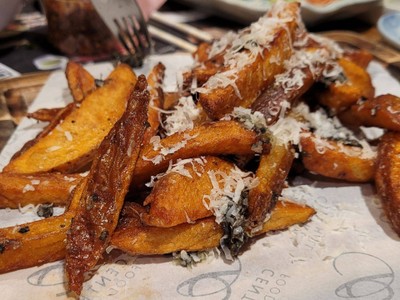 [รีวิว] ร้าน Tops Eatery Chidlom | เมนูแนะนำ รูปภาพ ราคา - Wongnai