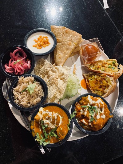 chicken thali set ร้าน นมัสเต อินเดีย มอเตอร์เวย์