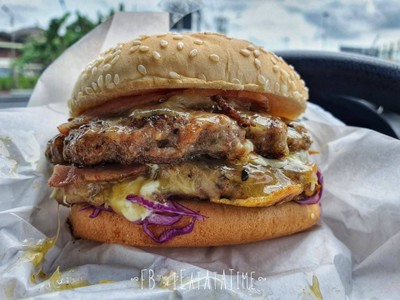 777 Business ร้าน Captains Corner Burgers and Kebabs 7/11 หน้าหมู่บ้าน ...