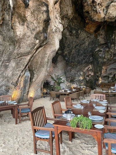 ร้าน The Grotto Rayavadee | รีวิวร้านอาหาร