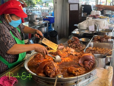 รูป ขาหมูเหม่งจ๋าย ประชาอุทิศ