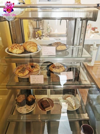 รูป June’s Room ♪(´ε` )