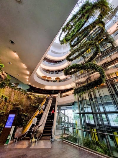 รูป EmQuartier