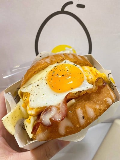 รีวิว EBOMB Egg Sandwiches & Fries สยามสแควร์ ซอย 3 - Egg sandwich สุด ...