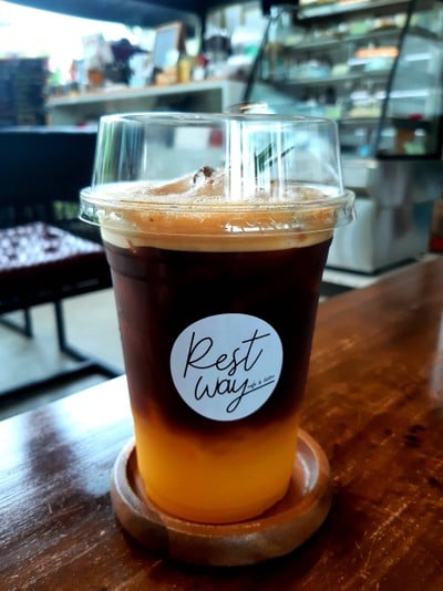 Latte ร้าน REST WAY CAFE & BISTRO เรสต์เวย์คาเฟ่แอนด์บิสโทร - Wongnai