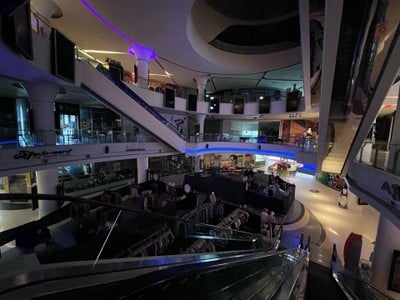 รูป Esplanade Cineplex Ngamwongwan-Khae Rai