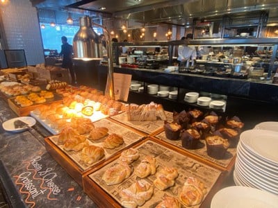 รีวิว Praya Kitchen Bangkok Marriott Hotel สุรวงศ์ - Buffet อาหารเช้า ...