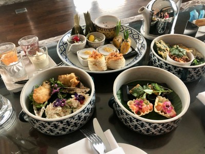 รีวิว The St. Regis Bar The St. Regis Bangkok - Thai Afternoon Tea Set