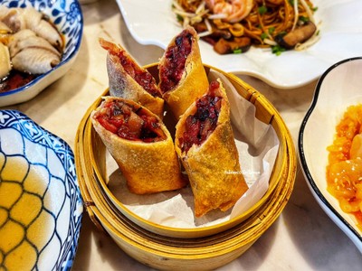 รูป ข้าวมันไก่เบตง จางเจียหยี 張家餘 (Baytong Chicken rice)