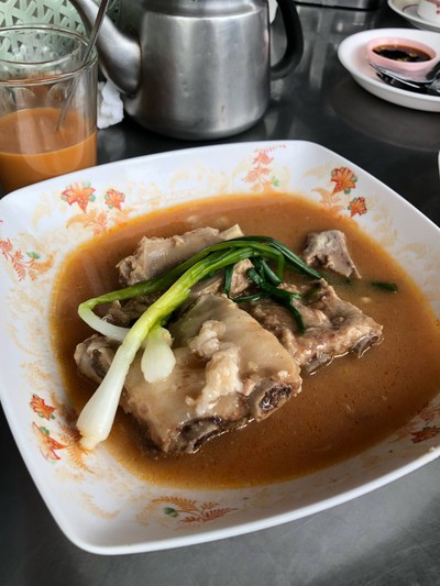 สตูว์ซี่โครงหมู ร้าน คิงส์โอชา