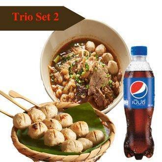 Trio Set 2 เตี๋ยวเรือน้ำตกหมูสด + ลูกชิ้นหมูปิ่ง 3 ไม้ + Pepsi 245 ml ...