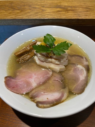 Chashu Shoyu Soba • ซุปเกลือ ร้าน No Name Noodle BKK S26 - Wongnai
