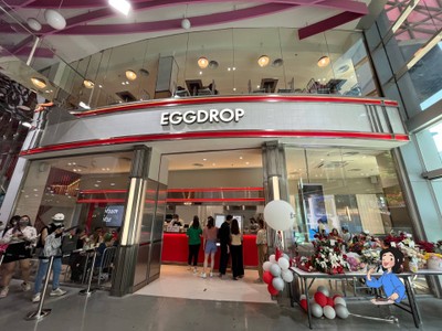 รูป Eggdrop Thailand Flagship Store Centerpoint Siam Square